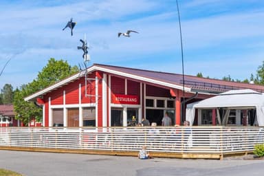 First Camp | Hütten und Campingstellplätze auf über 50 Reisezielen