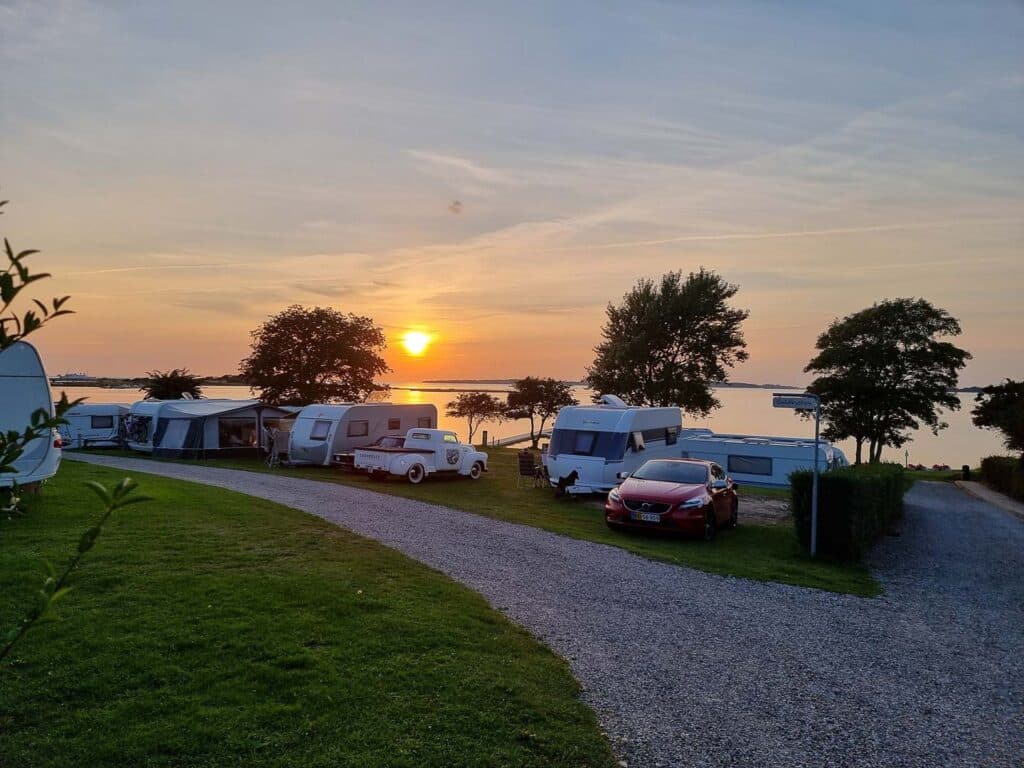 Camping | First Camp Bøjden Strand - Fyn